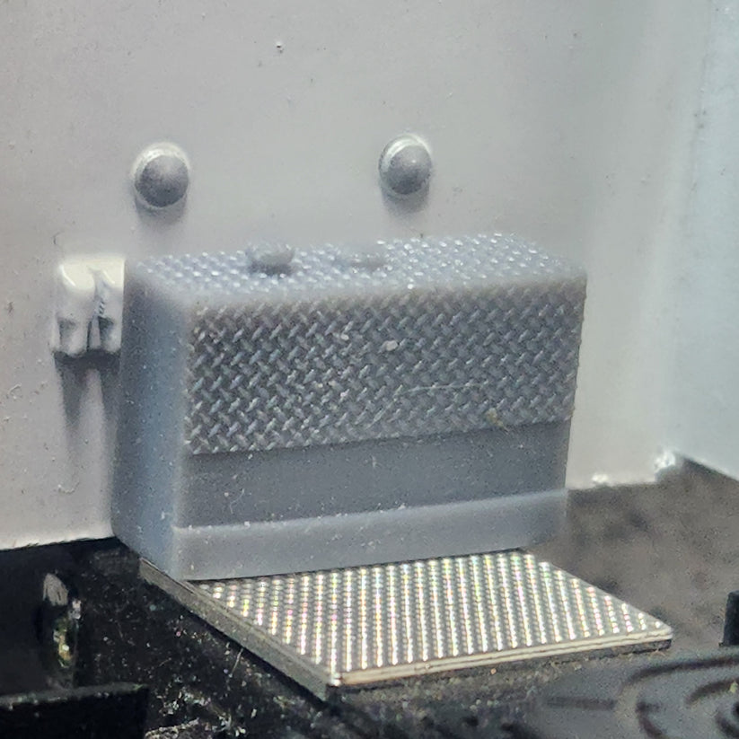 1:50 3D Printed Wet Kit 50 Gallon Hydraulic Tank Diamond Plate Semi Tr ...